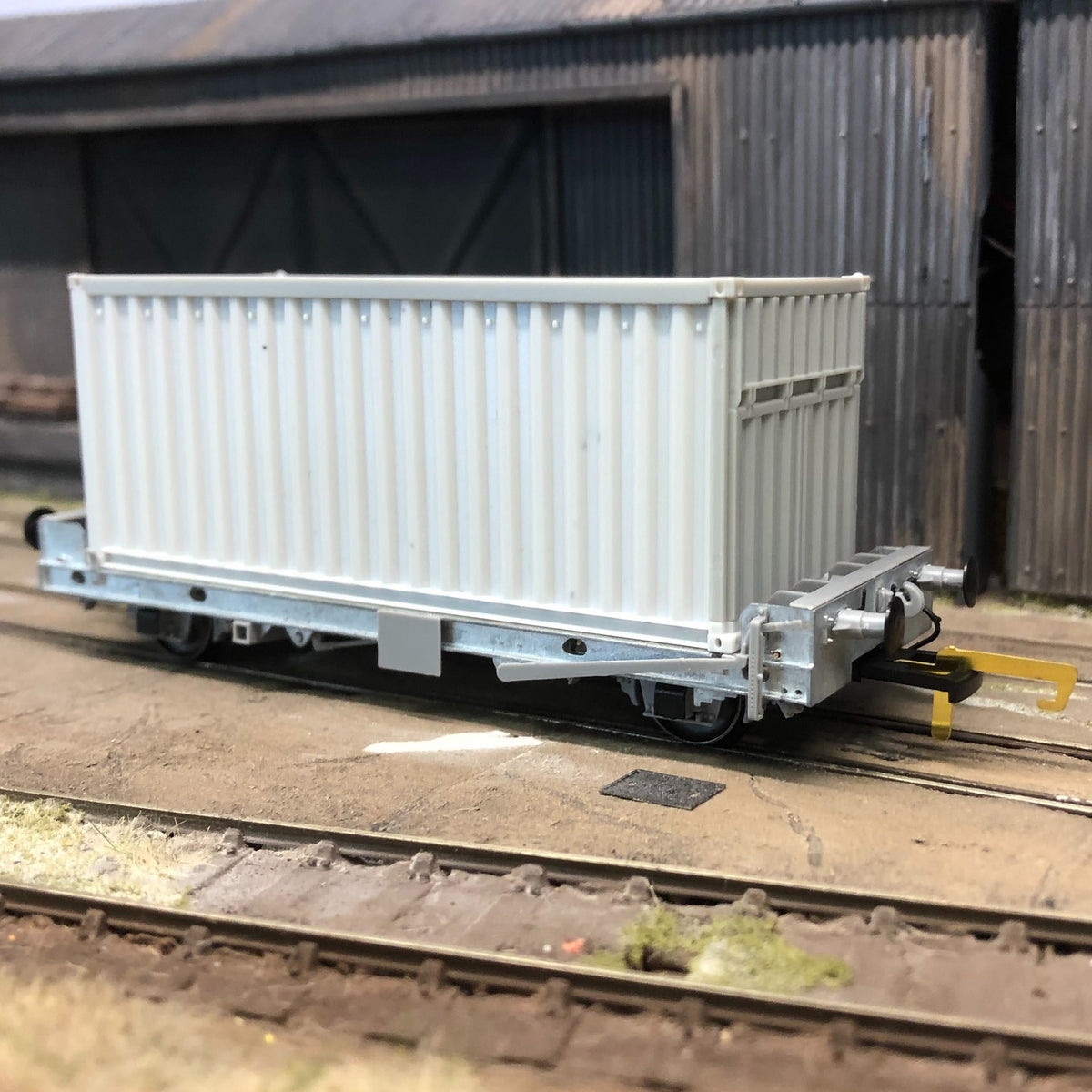 A First Look At The PFA Flat Wagon! — Accurascale