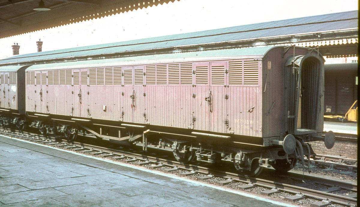 From Milk to the Mail - The History of the Siphon G — Accurascale