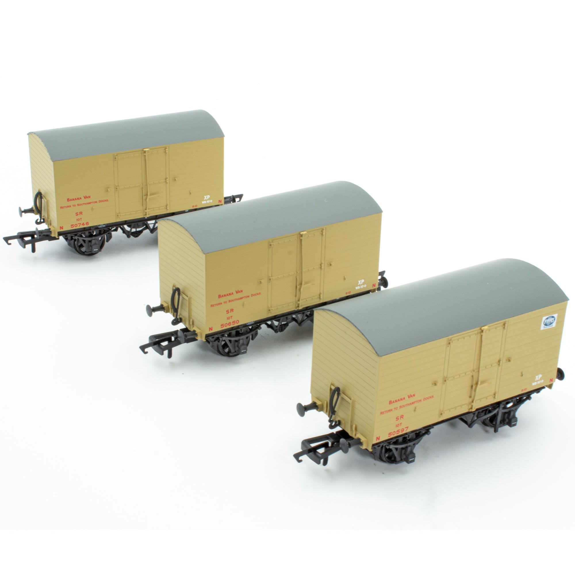 SR D1478 Van - Modified SR Livery - Triple Pack 1 – Accurascale